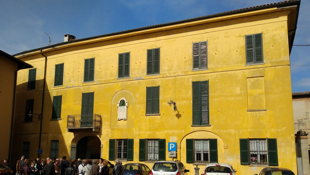 Villa Isacco Negri con ex Filanda Isacco - UPEL Italia